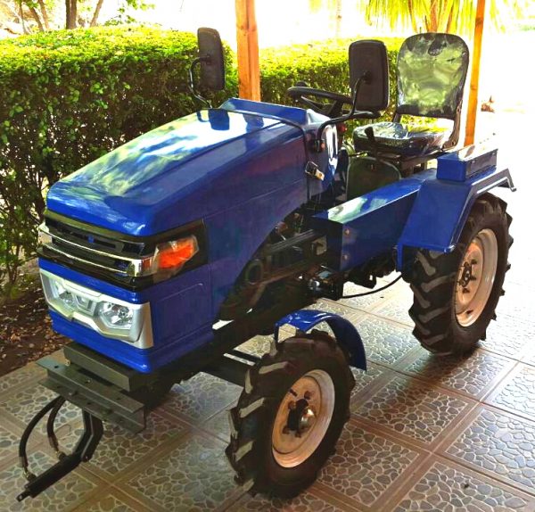 Tractor 15 HP / Tractor Viñatero - Ducom